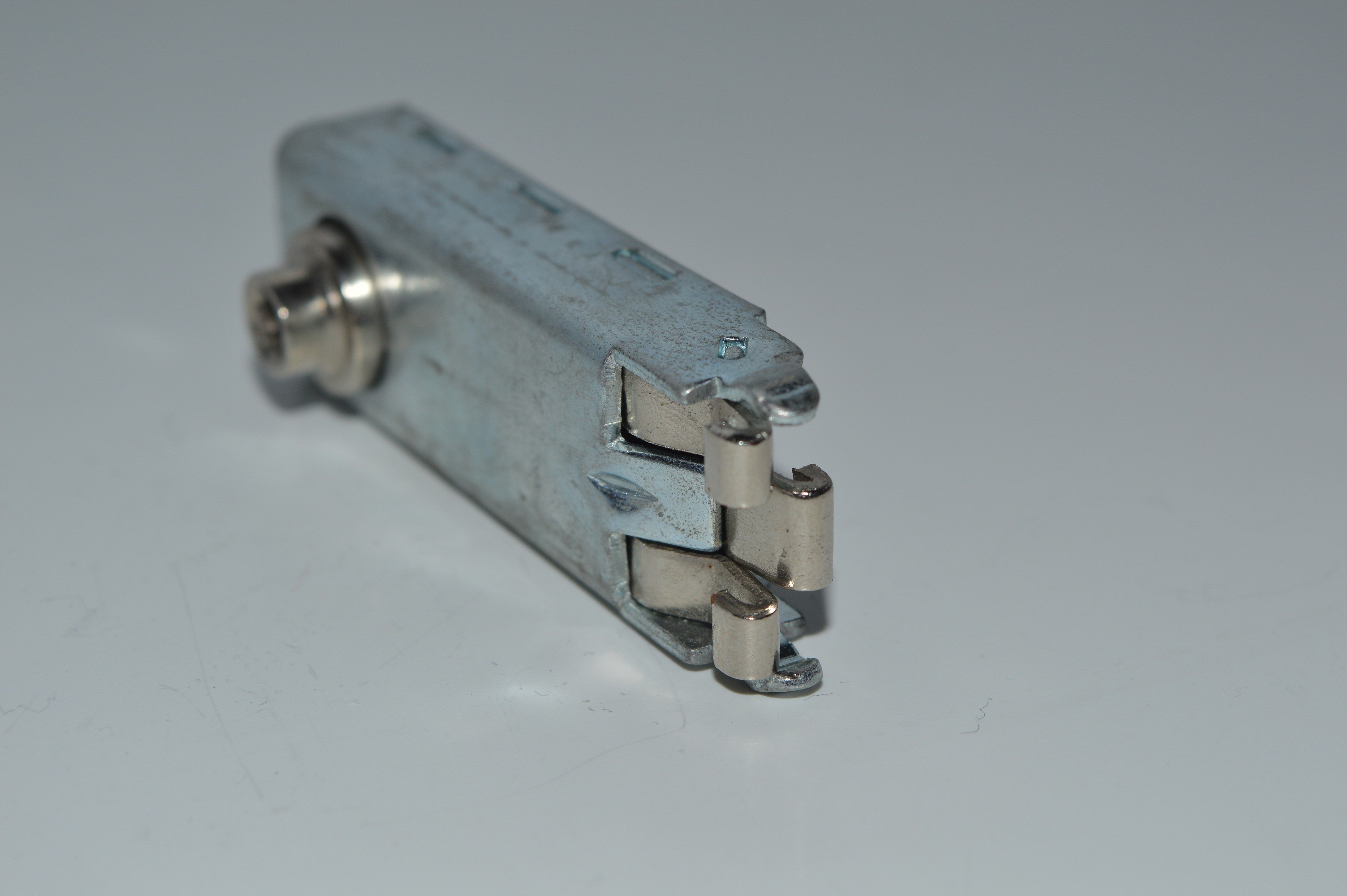 Chinese Tension Lock for Octanorm system similar Supplier Steel Or Zinc ...
